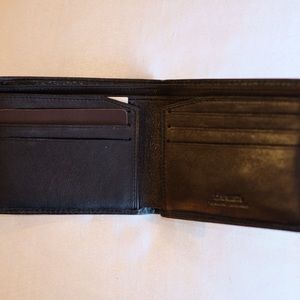 Danier | Bags | Mens Danier Black Leather Wallet | Poshmark